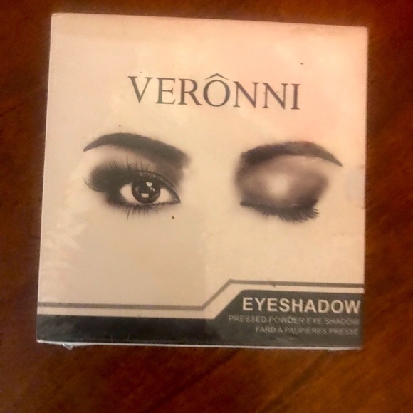 verônni | Makeup | Vernni Eyeshadow 1 Bronze Palette | Poshmark